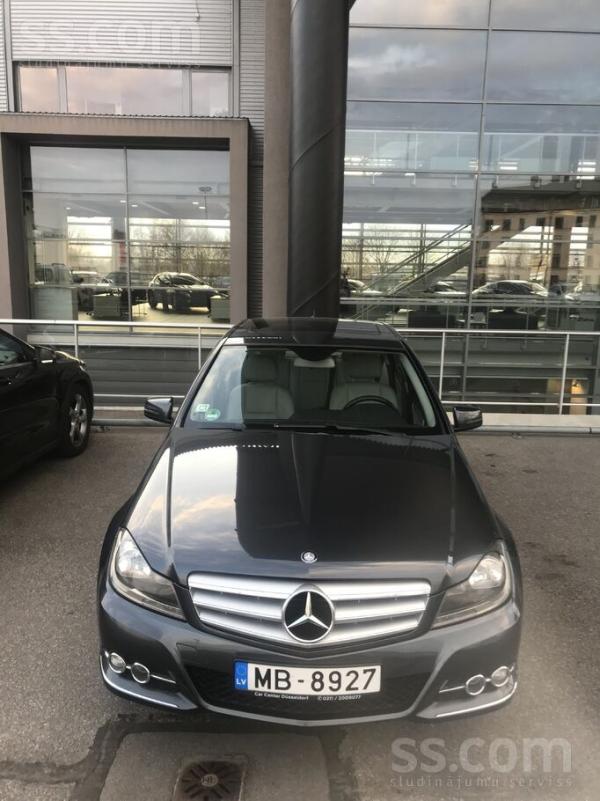 Grey Mercedes-Benz C 300 2013 in Riga, with an engine capacity of 3.00 L and mileage of 265 thousand km for 7900 €, photo 1 on AUTOMOTO.COM.LV