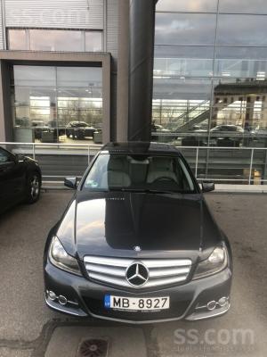 Pelēks Mercedes-Benz C 300 2013 Rīga, ar dzinēja tilpumu 3.00 L un nobraukumu 265 tūkst. km par 7900 €, foto  vietnē AUTOMOTO.COM.LV
