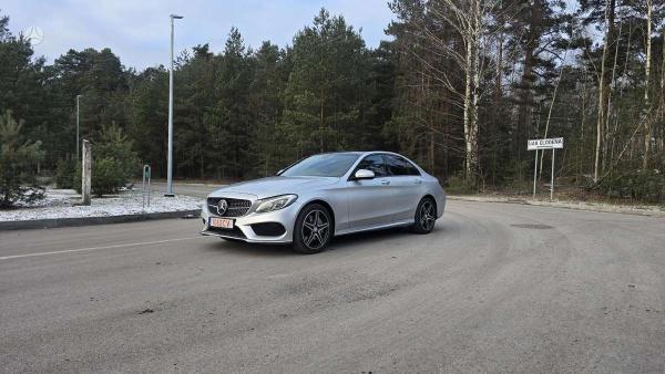 Pelēks Mercedes-Benz C 300 2015 Jurbarkas, ar dzinēja tilpumu 2.00 L un nobraukumu 150 tūkst. km par 13600 €, foto 3 vietnē AUTOMOTO.COM.LV