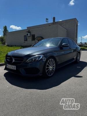 Grey Mercedes-Benz C 300 2015 in Vilnius, with an engine capacity of 2.00 L and mileage of 149 thousand km for 15000 €, photo 3 on AUTOMOTO.COM.LV
