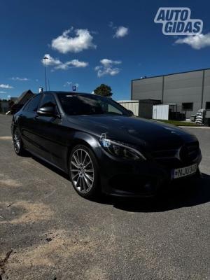 Grey Mercedes-Benz C 300 2015 in Vilnius, with an engine capacity of 2.00 L and mileage of 149 thousand km for 15000 €, photo 4 on AUTOMOTO.COM.LV