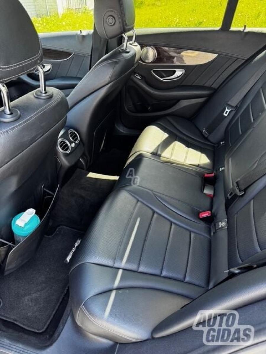Grey Mercedes-Benz C 300 2015 in Vilnius, with an engine capacity of 2.00 L and mileage of 149 thousand km for 15000 €, photo 12 on AUTOMOTO.COM.LV
