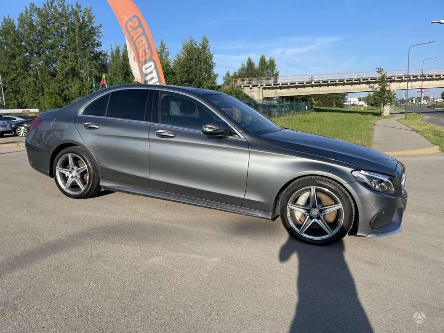 Pelēks Mercedes-Benz C 300 2016 Kauņa, ar dzinēja tilpumu 2.20 L un nobraukumu 260 tūkst. km par 15950 €, foto 4 vietnē AUTOMOTO.COM.LV