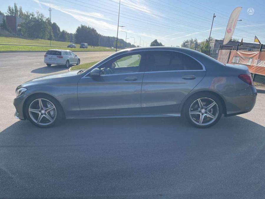 Pelēks Mercedes-Benz C 300 2016 Kauņa, ar dzinēja tilpumu 2.20 L un nobraukumu 260 tūkst. km par 15950 €, foto 9 vietnē AUTOMOTO.COM.LV