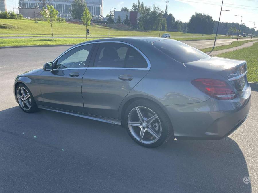 Pelēks Mercedes-Benz C 300 2016 Kauņa, ar dzinēja tilpumu 2.20 L un nobraukumu 260 tūkst. km par 15950 €, foto 10 vietnē AUTOMOTO.COM.LV