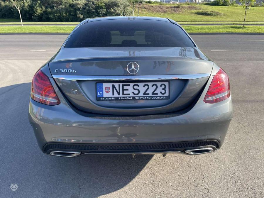 Pelēks Mercedes-Benz C 300 2016 Kauņa, ar dzinēja tilpumu 2.20 L un nobraukumu 260 tūkst. km par 15950 €, foto 13 vietnē AUTOMOTO.COM.LV