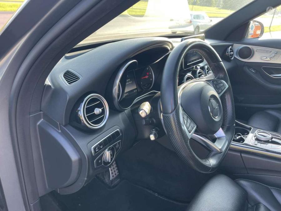Pelēks Mercedes-Benz C 300 2016 Kauņa, ar dzinēja tilpumu 2.20 L un nobraukumu 260 tūkst. km par 15950 €, foto 19 vietnē AUTOMOTO.COM.LV