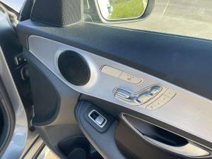 Pelēks Mercedes-Benz C 300 2016 Kauņa, ar dzinēja tilpumu 2.20 L un nobraukumu 260 tūkst. km par 15950 €, foto 25 vietnē AUTOMOTO.COM.LV