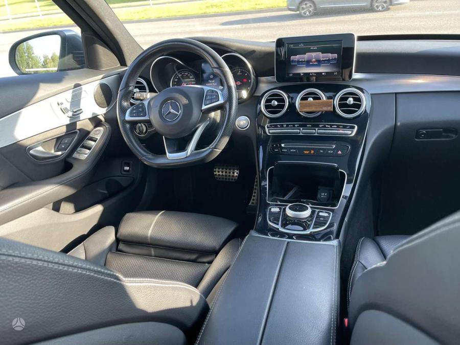Pelēks Mercedes-Benz C 300 2016 Kauņa, ar dzinēja tilpumu 2.20 L un nobraukumu 260 tūkst. km par 15950 €, foto 28 vietnē AUTOMOTO.COM.LV