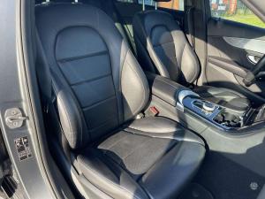Pelēks Mercedes-Benz C 300 2016 Kauņa, ar dzinēja tilpumu 2.20 L un nobraukumu 260 tūkst. km par 15950 €, foto 31 vietnē AUTOMOTO.COM.LV