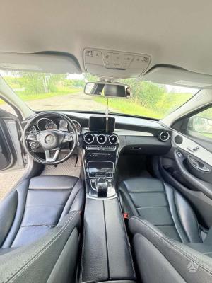 Grey Mercedes-Benz C 300 2016 in Kaunas, with an engine capacity of 1.99 L and mileage of 155 thousand km for 13500 €, photo 13 on AUTOMOTO.COM.LV