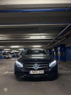 Pelēks Mercedes-Benz C 300 2016 Viļņa, ar dzinēja tilpumu 1.99 L un nobraukumu 136 tūkst. km par 16500 €, foto  vietnē AUTOMOTO.COM.LV