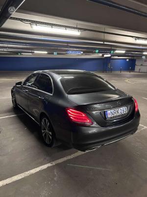 Grey Mercedes-Benz C 300 2016 in Vilnius, with an engine capacity of 1.99 L and mileage of 136 thousand km for 16500 €, photo 7 on AUTOMOTO.COM.LV