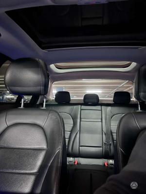 Grey Mercedes-Benz C 300 2016 in Vilnius, with an engine capacity of 1.99 L and mileage of 136 thousand km for 16500 €, photo 12 on AUTOMOTO.COM.LV