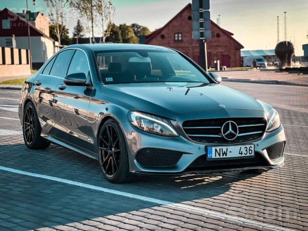 Grey Mercedes-Benz C 300 2017 in Riga, with an engine capacity of 2.00 L and mileage of 184 thousand km for 17000 €, photo 1 on AUTOMOTO.COM.LV