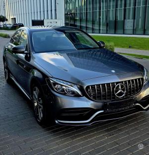 Grey Mercedes-Benz C 300 2017 in Vilnius, with an engine capacity of 2.00 L and mileage of 167 thousand km for 17300 €, photo 9 on AUTOMOTO.COM.LV