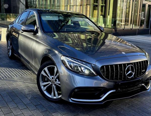 Grey Mercedes-Benz C 300 2017 in Vilnius, with an engine capacity of 2.00 L and mileage of 167 thousand km for 17300 €, photo 9 on AUTOMOTO.COM.LV
