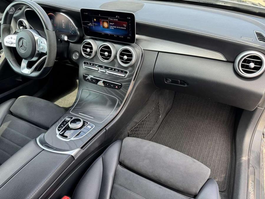 Серый Мерседес Ц 300 2020 в Каунас, объемом двигателя 1.95 л и пробегом 173 тыс. км за 22900 €, фото 15 на AUTOMOTO.COM.LV