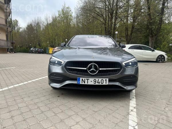Серый Мерседес Ц 300 2021 в Рига, объемом двигателя 2.00 л и пробегом 29 тыс. км за 34900 €, фото 5 на AUTOMOTO.COM.LV