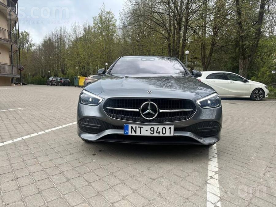 Серый Мерседес Ц 300 2021 в Рига, объемом двигателя 2.00 л и пробегом 29 тыс. км за 34900 €, фото 6 на AUTOMOTO.COM.LV