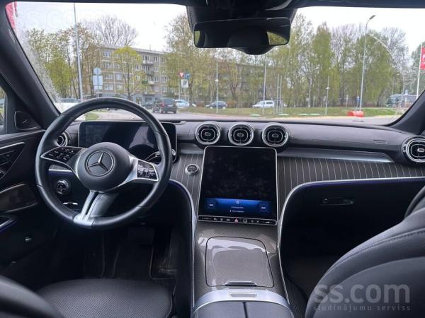 Серый Мерседес Ц 300 2021 в Рига, объемом двигателя 2.00 л и пробегом 29 тыс. км за 34900 €, фото 8 на AUTOMOTO.COM.LV