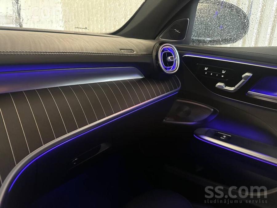 Серый Мерседес Ц 300 2021 в Рига, объемом двигателя 2.00 л и пробегом 29 тыс. км за 34900 €, фото 14 на AUTOMOTO.COM.LV