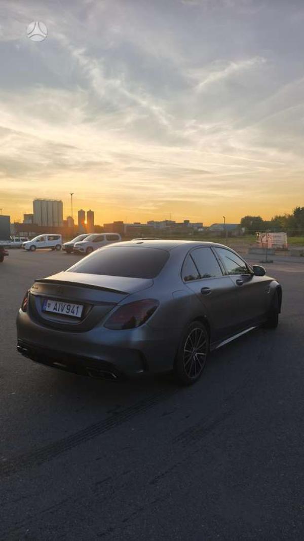 Grey Mercedes-Benz C 300 2021 in Kaunas, with an engine capacity of 1.99 L and mileage of 112 thousand km for 21000 €, photo 2 on AUTOMOTO.COM.LV