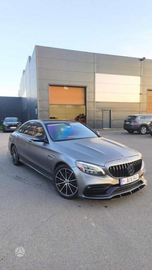 Grey Mercedes-Benz C 300 2021 in Kaunas, with an engine capacity of 1.99 L and mileage of 112 thousand km for 21000 €, photo 4 on AUTOMOTO.COM.LV