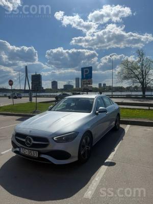 Pelēks Mercedes-Benz C 300 2022 Rīga, ar dzinēja tilpumu 2.00 L un nobraukumu 104 tūkst. km par 37900 €, foto 3 vietnē AUTOMOTO.COM.LV