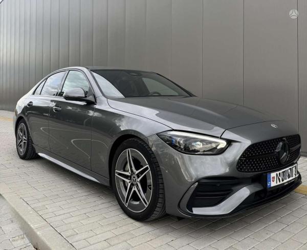 Pelēks Mercedes-Benz C 300 2022 Klaipėda, ar dzinēja tilpumu 2.00 L un nobraukumu 48 tūkst. km par 39000 €, foto 1 vietnē AUTOMOTO.COM.LV