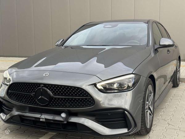 Pelēks Mercedes-Benz C 300 2022 Klaipėda, ar dzinēja tilpumu 2.00 L un nobraukumu 48 tūkst. km par 39000 €, foto 7 vietnē AUTOMOTO.COM.LV