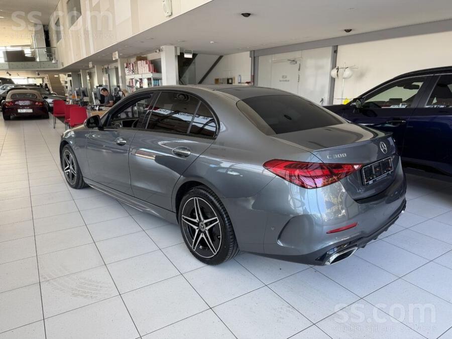 Grey Mercedes-Benz C 300 2022 in Riga, with an engine capacity of 2.00 L and mileage of 22 thousand km for 41500 €, photo 4 on AUTOMOTO.COM.LV