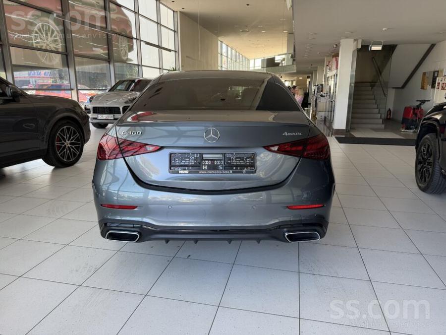 Grey Mercedes-Benz C 300 2022 in Riga, with an engine capacity of 2.00 L and mileage of 22 thousand km for 41500 €, photo 5 on AUTOMOTO.COM.LV