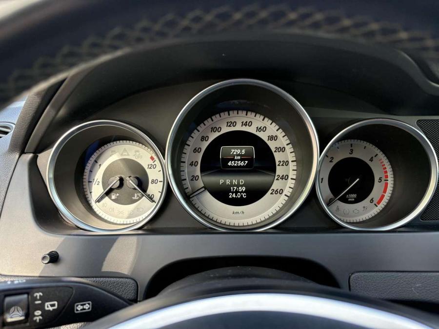 Pelēks Mercedes-Benz C 300 2013 Jonava, ar dzinēja tilpumu 2.99 L un nobraukumu 453 tūkst. km par 6500 €, foto 12 vietnē AUTOMOTO.COM.LV