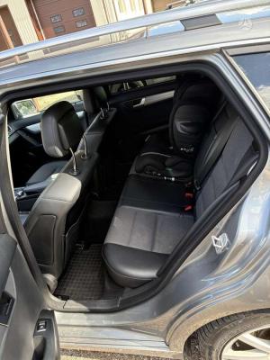 Pelēks Mercedes-Benz C 300 2013 Jonava, ar dzinēja tilpumu 2.99 L un nobraukumu 453 tūkst. km par 6500 €, foto 14 vietnē AUTOMOTO.COM.LV