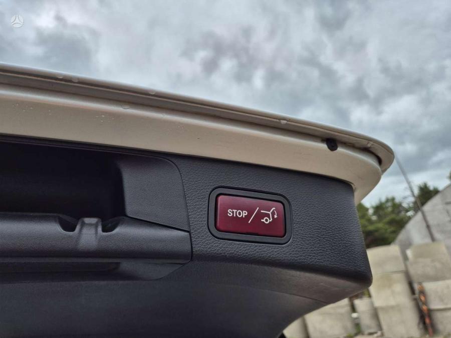 Pelēks Mercedes-Benz C 300 2015 Utena, ar dzinēja tilpumu 2.14 L un nobraukumu 290 tūkst. km par 8000 €, foto 20 vietnē AUTOMOTO.COM.LV