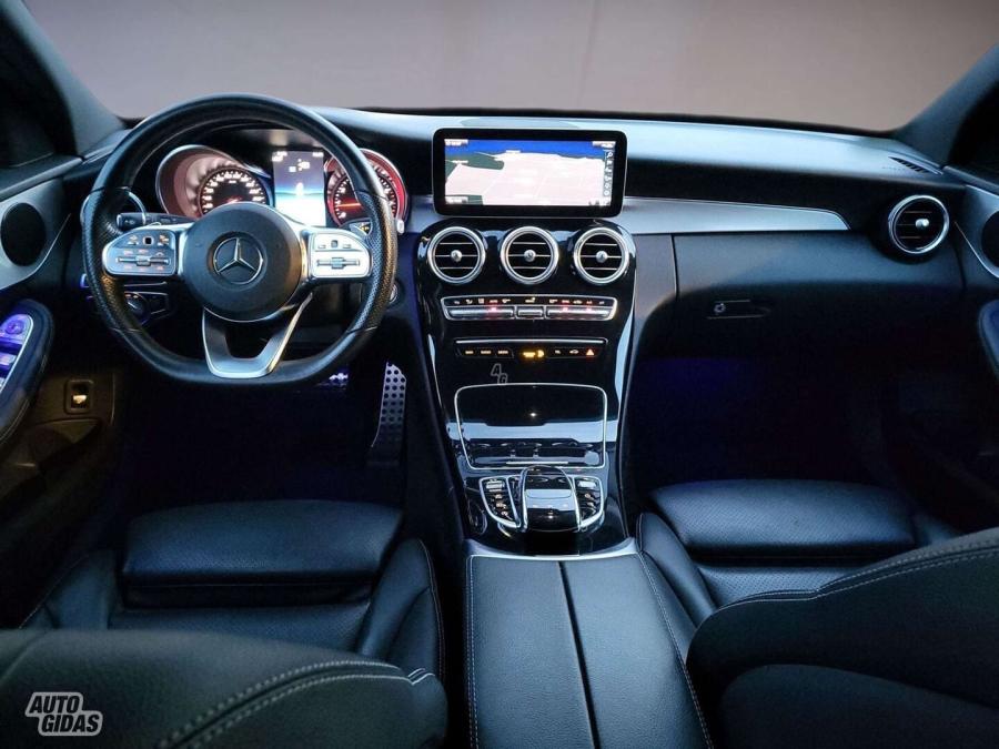 Pelēks Mercedes-Benz C 300 2019 Kauņa, ar dzinēja tilpumu 2.00 L un nobraukumu 80 tūkst. km par 30403 €, foto 2 vietnē AUTOMOTO.COM.LV