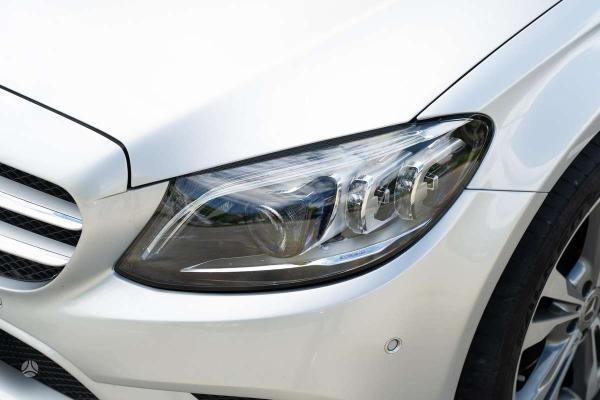 Grey Mercedes-Benz C 300 2019 in Vilnius, with an engine capacity of 1.95 L and mileage of 110 thousand km for 22900 €, photo 9 on AUTOMOTO.COM.LV
