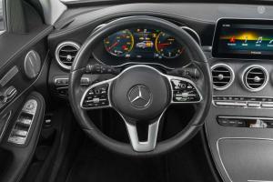 Серый Мерседес Ц 300 2019 в Вильнюс, объемом двигателя 1.95 л и пробегом 110 тыс. км за 22900 €, фото 24 на AUTOMOTO.COM.LV