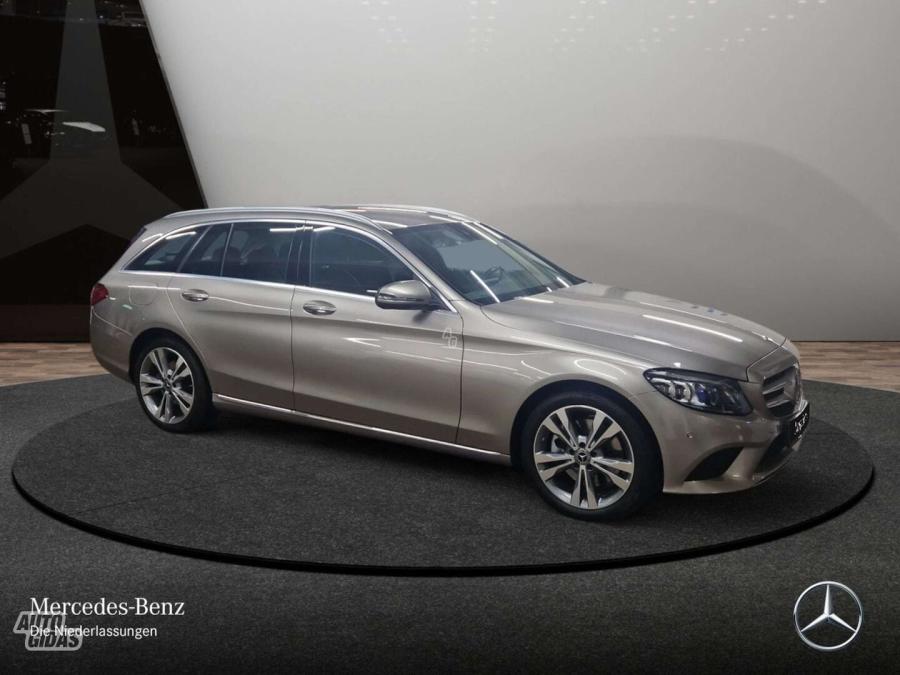 Pelēks Mercedes-Benz C 300 2020 Kauņa, ar dzinēja tilpumu 2.00 L un nobraukumu 51 tūkst. km par 32587 €, foto 5 vietnē AUTOMOTO.COM.LV