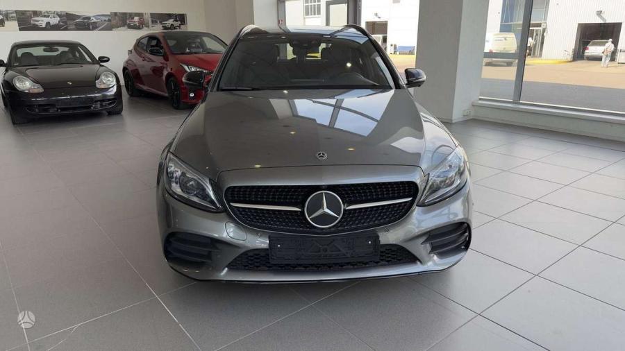 Pelēks Mercedes-Benz C 300 2021 Marijampole, ar dzinēja tilpumu 1.95 L un nobraukumu 181 tūkst. km par 18999 €, foto 13 vietnē AUTOMOTO.COM.LV