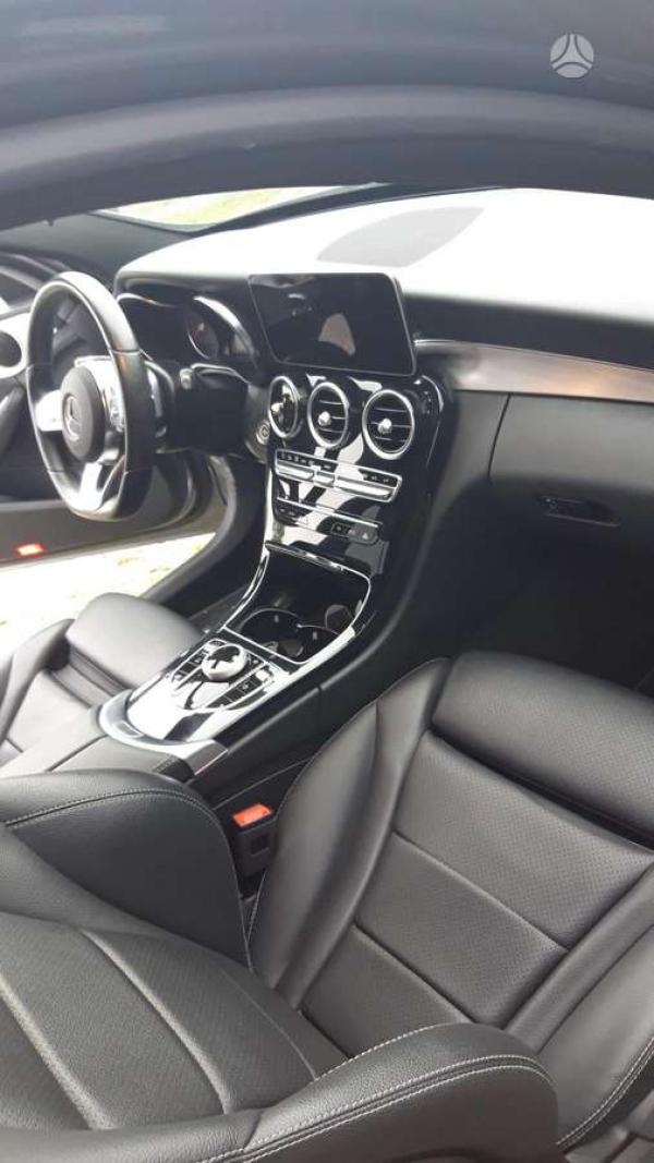 Grey Mercedes-Benz C 300 2021 in Marijampole, with an engine capacity of 1.95 L and mileage of 117 thousand km for 16999 €, photo 5 on AUTOMOTO.COM.LV