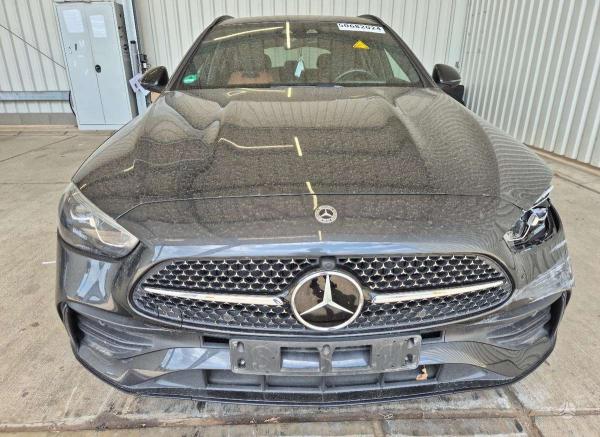 Pelēks Mercedes-Benz C 300 2022 Klaipėda, ar dzinēja tilpumu 2.00 L un nobraukumu 81 tūkst. km par 10400 €, foto 10 vietnē AUTOMOTO.COM.LV