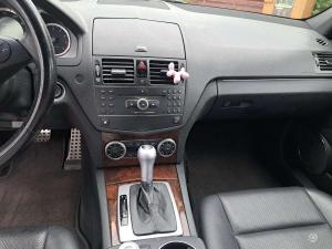 Sarkans Mercedes-Benz C 300 2009 Šilutė, ar dzinēja tilpumu 3.00 L un nobraukumu 251 tūkst. km par 6300 €, foto 11 vietnē AUTOMOTO.COM.LV