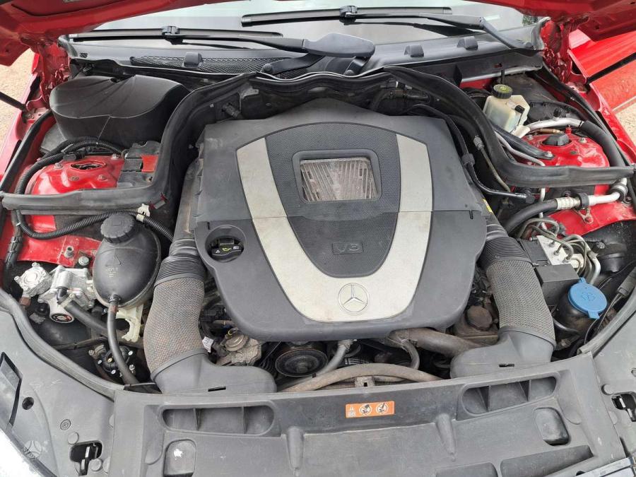 Sarkans Mercedes-Benz C 300 2009 Šilutė, ar dzinēja tilpumu 3.00 L un nobraukumu 251 tūkst. km par 6300 €, foto 16 vietnē AUTOMOTO.COM.LV
