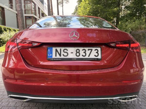 Sarkans Mercedes-Benz C 300 2022 Rīga, ar dzinēja tilpumu 2.00 L un nobraukumu 83 tūkst. km par 37800 €, foto 3 vietnē AUTOMOTO.COM.LV