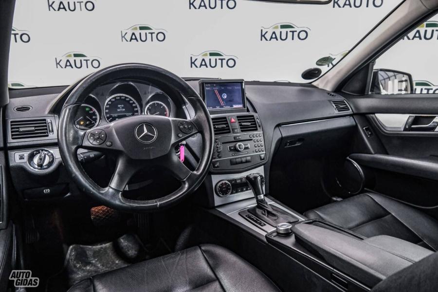 Mercedes-Benz C 300 2010 in Kaunas, with an engine capacity of 3.00 L and mileage of 328 thousand km for 6490 €, photo 7 on AUTOMOTO.COM.LV
