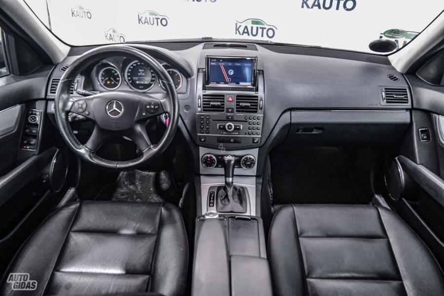 Mercedes-Benz C 300 2010 in Kaunas, with an engine capacity of 3.00 L and mileage of 328 thousand km for 6490 €, photo 8 on AUTOMOTO.COM.LV