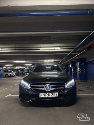 Mercedes-Benz C 300 2016 Viļņa, ar dzinēja tilpumu 2.00 L un nobraukumu 136 tūkst. km par 16500 €, foto  vietnē AUTOMOTO.COM.LV