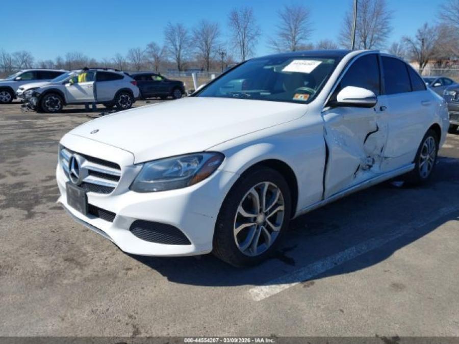 Mercedes-Benz C 300 2017 in Klaipeda, with an engine capacity of 0.00 L and mileage of 0 thousand km for 6550 €, photo 3 on AUTOMOTO.COM.LV
